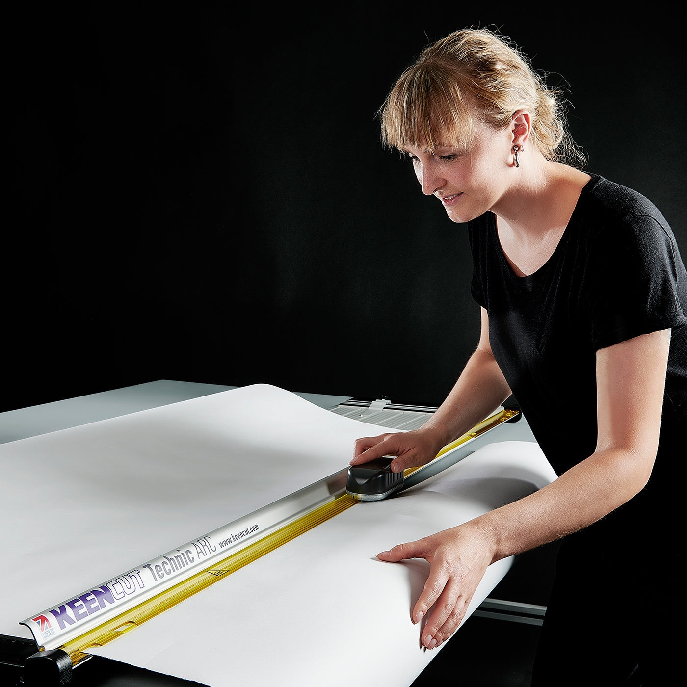 Equipment | Pyramid Display Materials